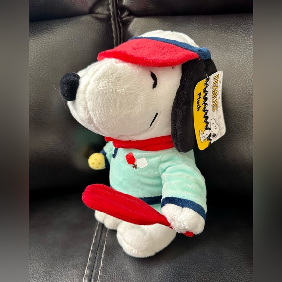 Peanuts | Toys | Pickleball Snoopy Cvs 224 Peanuts Ruz Limited Edition ...